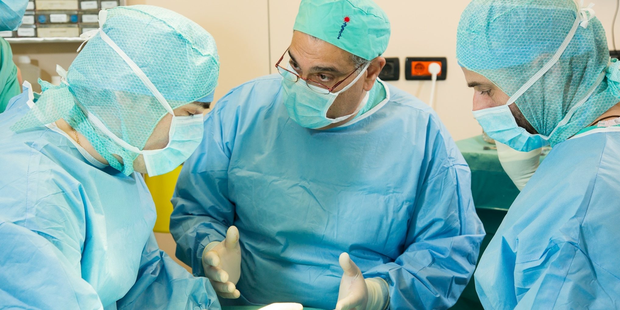 Όταν το παχύ έντερο χρειάζεται χειρουργική επέμβαση – Μιχαήλ Ν. Βοργιάς ...